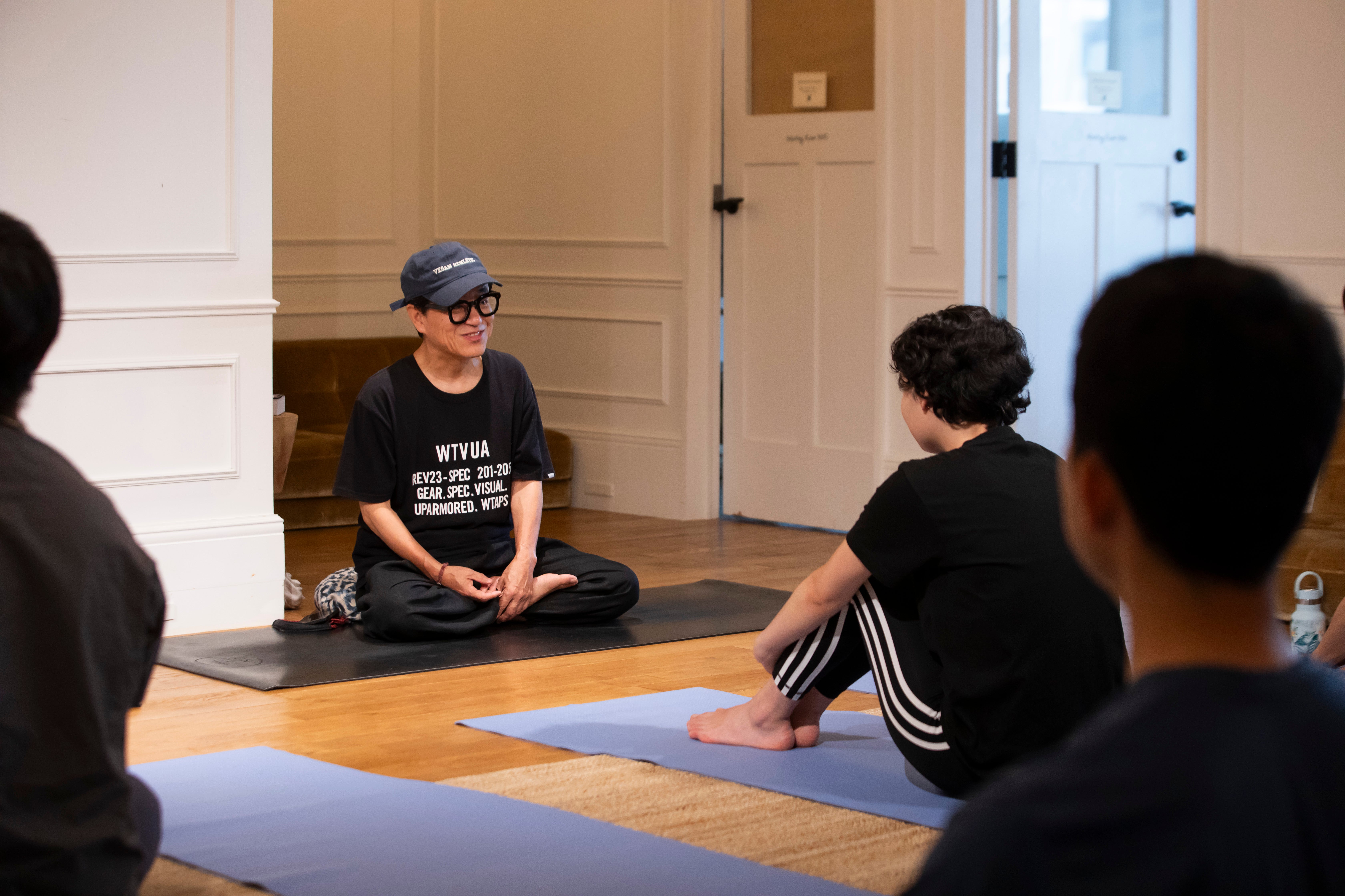 “見えない世界”を形にする挑戦者──石古暢良と瞑想スタジオ「suwaru」が導く未来｜suwaru のストーリー｜PR TIMES STORY