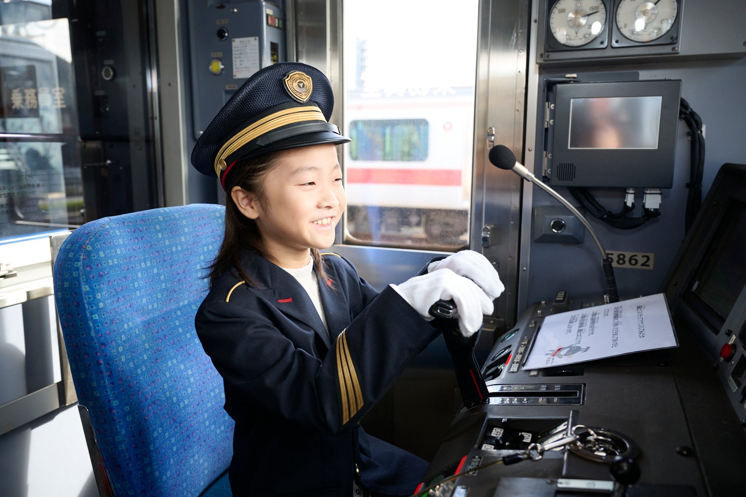 「本物の体験を！」――未来へつながる”親子職業体験”、東急グループの「とうきゅうキッズプログラム」 | PRTIMESストーリー | 沖縄タイムス＋プラス