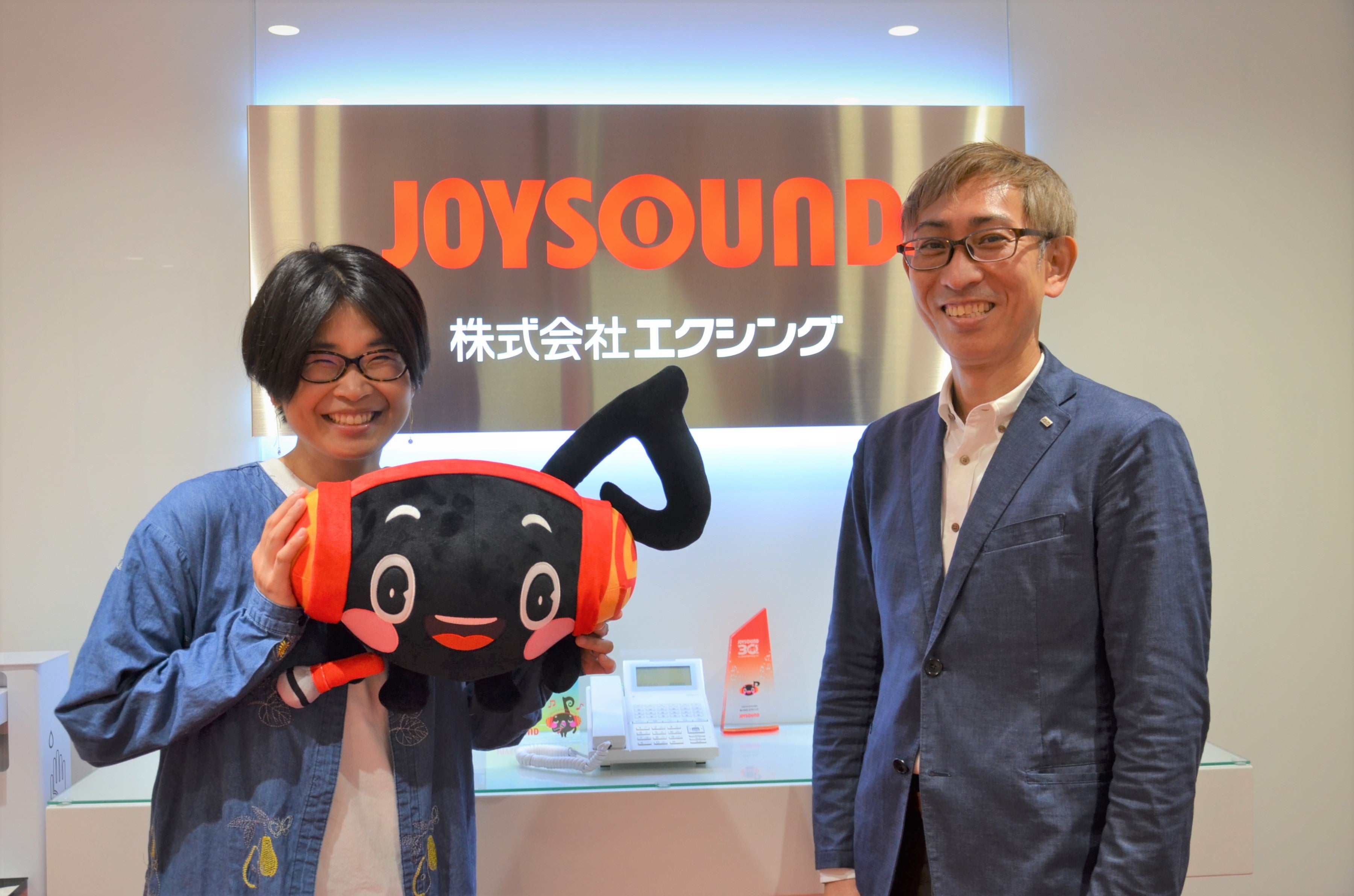 挑むことが、未来をつくる。30周年記念ソング「JOYSOUND レッツゴー！」に込めた想いとエクシングのチャレンジ精神の根底を探る｜株式会社エクシングのストーリー｜PR TIMES STORY