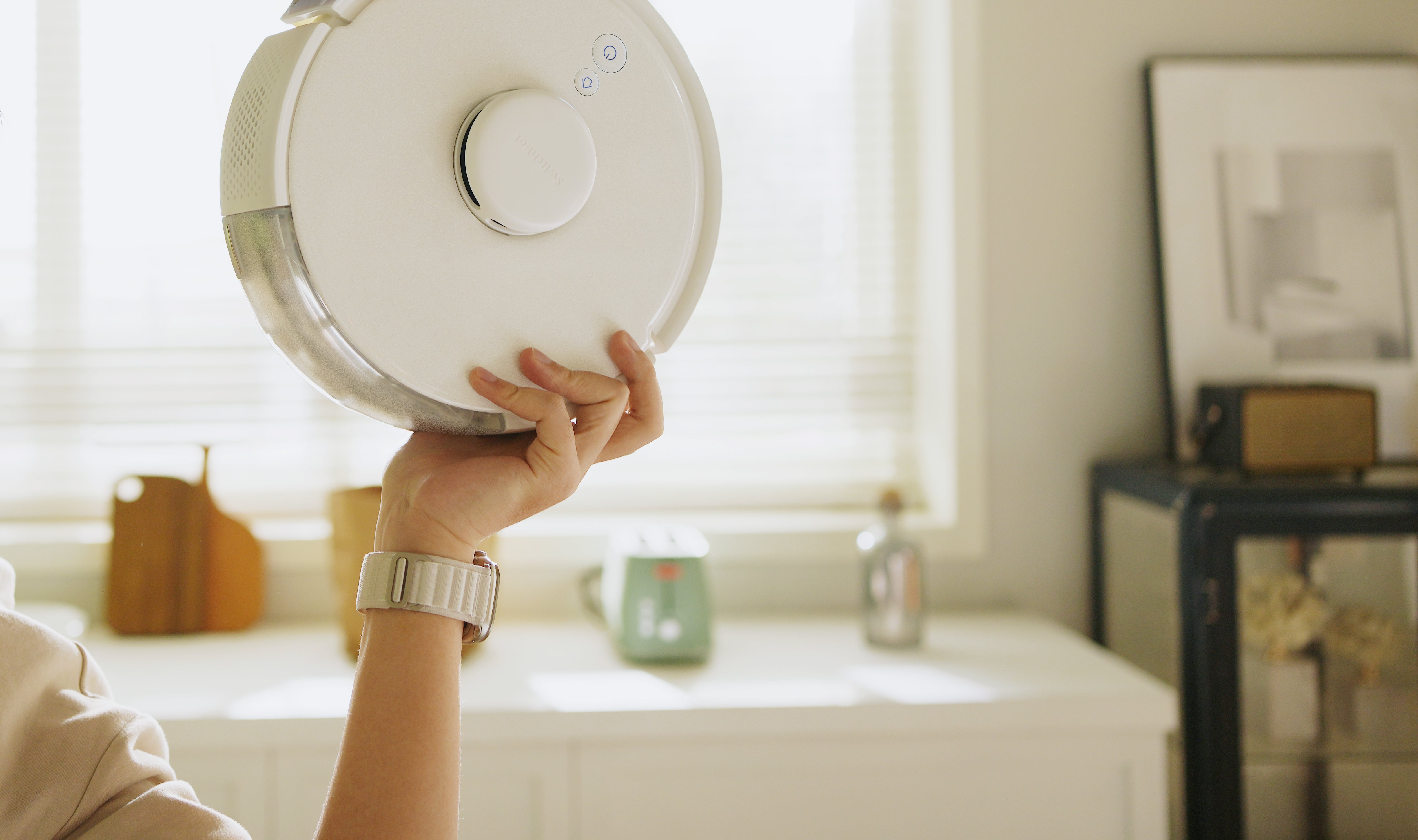 応援購入サービスMakuakeで歴史的な大ヒット。SwitchBotが手掛ける日本人向けロボット掃除機、誕生の裏側｜SWITCHBOT株式会社のストーリー｜PR TIMES STORY